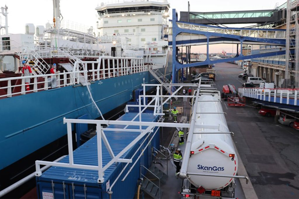 Fure Vinga refuelled with liquefied biogas bunkers | Manifold Times