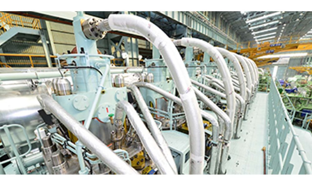 LNG-fuelled box newbuild at Keppel AmFELS completes milestone ...