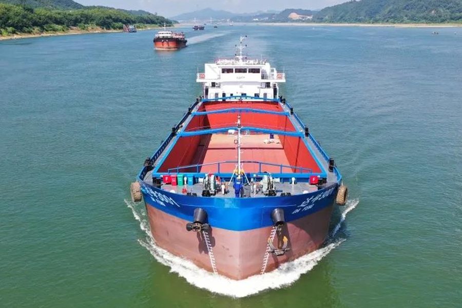 CSSC completes first LNG bunkering operations for “Dafeng 3001” and ...