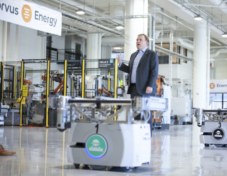 Toyota partners Corvus Energy to develop hydrogen fuel cell tech to ...