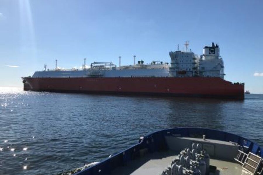 Lubmarine delivers Talusia Universal to LNG tanker Celsius Cabrera at ...