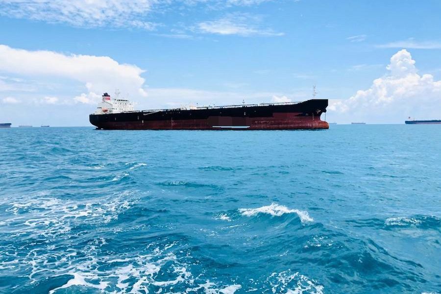 Malaysia: MMEA Johor detains Singapore-flagged VLCC for anchoring ...
