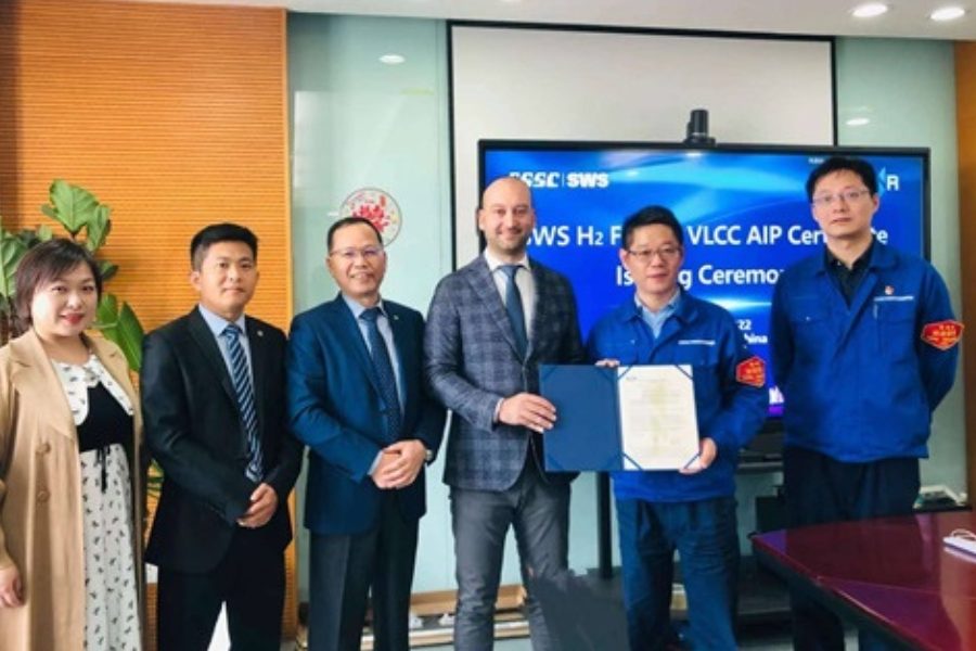 China: SWS receives RINA first AiP for LNG/hydrogen fuelled VLCC ...
