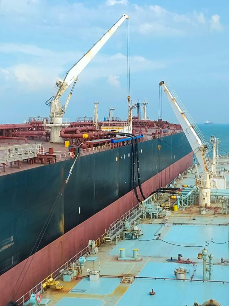Malaysia: MMEA detains oil tanker and cargo ship for illegally ...