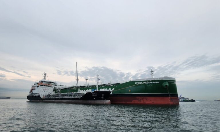 Singapore: Global Energy celebrates first methanol marine fuel delivery ...