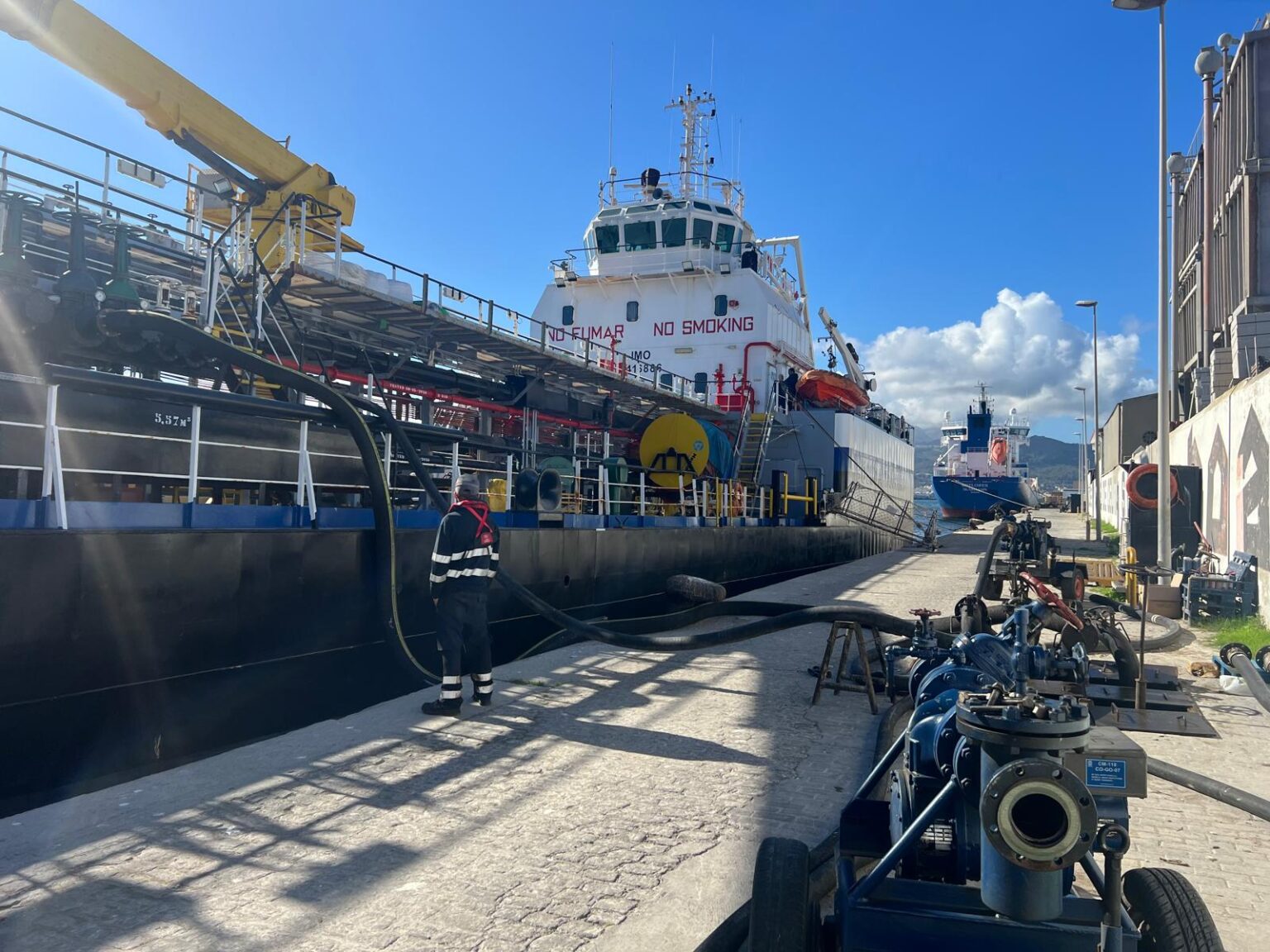 Singapore to implement new bunker mass flow metering standards from 1 ...