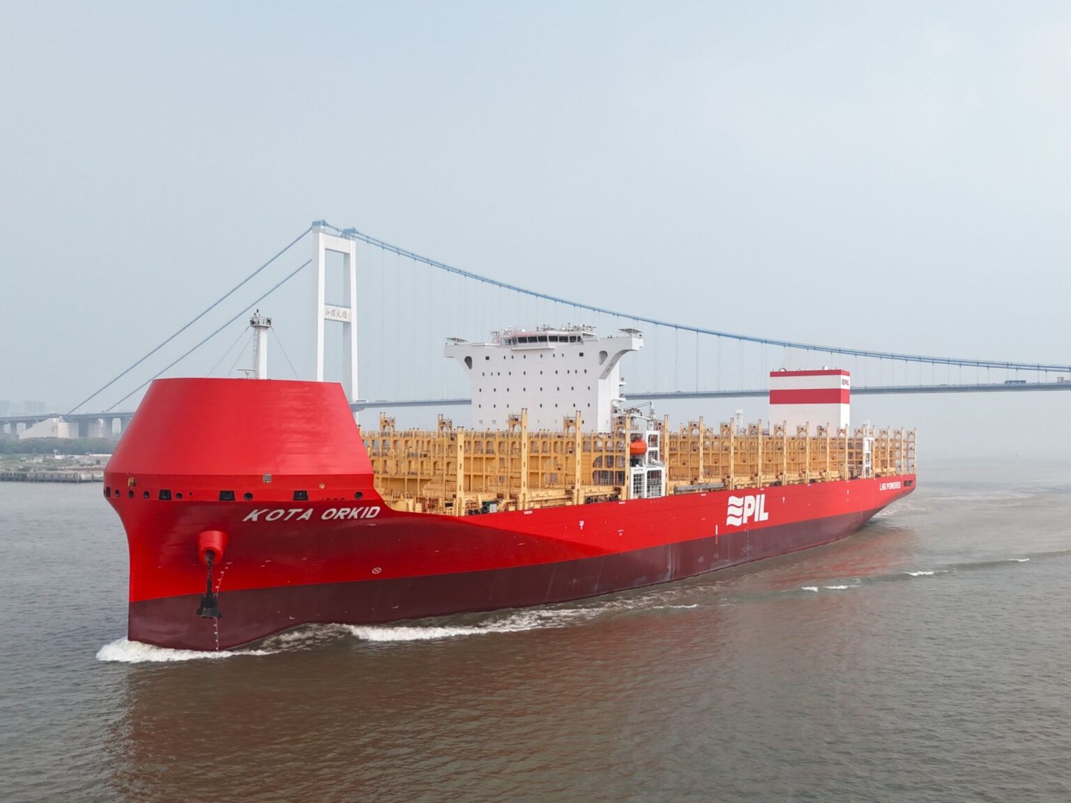 Singapore-based PIL names fourth 8,200 TEU LNG dual-fuel boxship ...